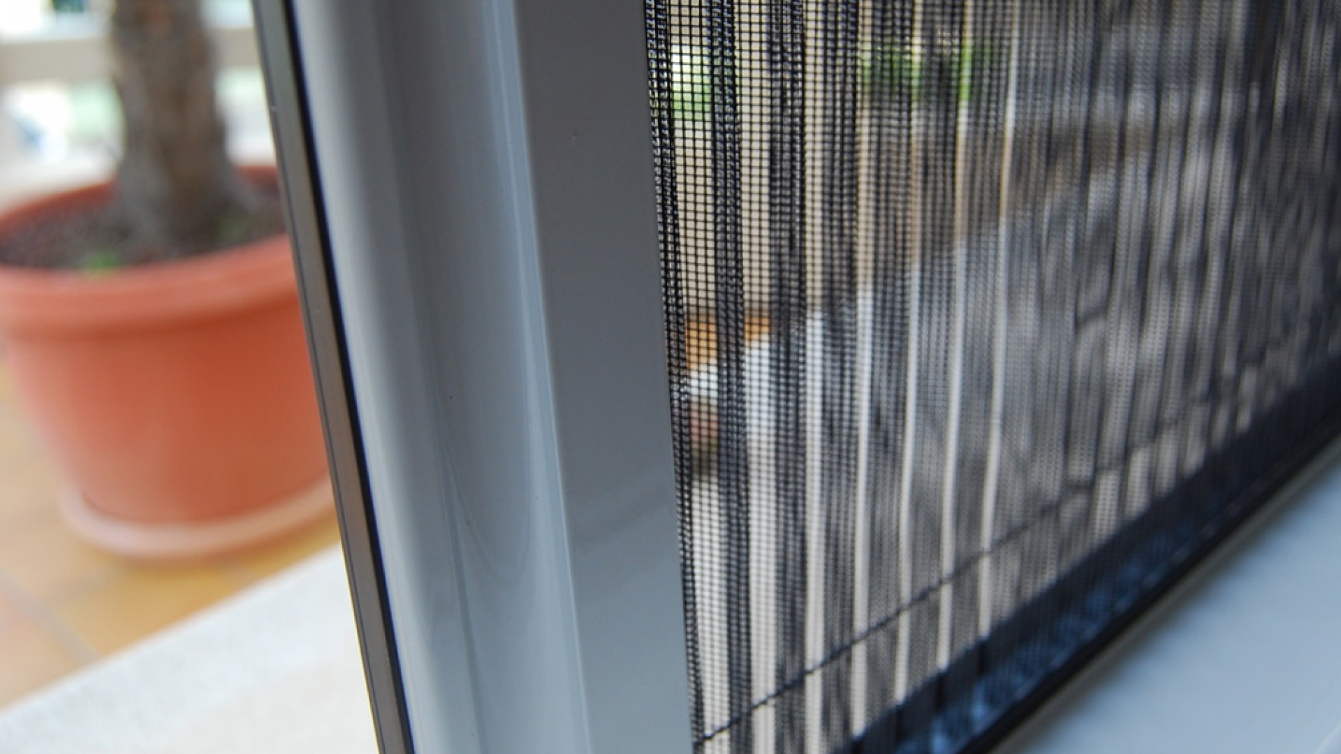 Moustiquaire MSL sur mesure, moustiquaire plissée - Espace-Stores Toulouse